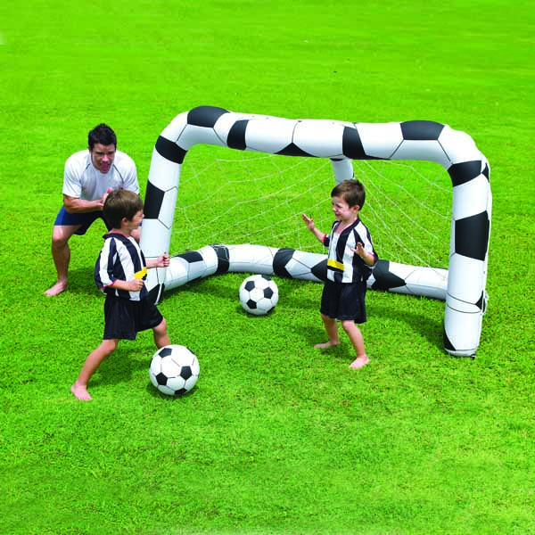 Go za fudbal na naduvavanje 213x122x137cm BESTWAY 38345 | Volim svoj dom